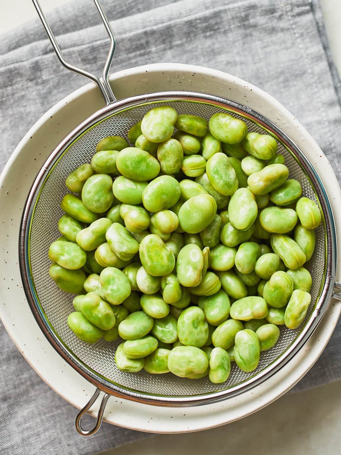 Homemade Roasted Broad Beans Recipe - Forkful of Plants